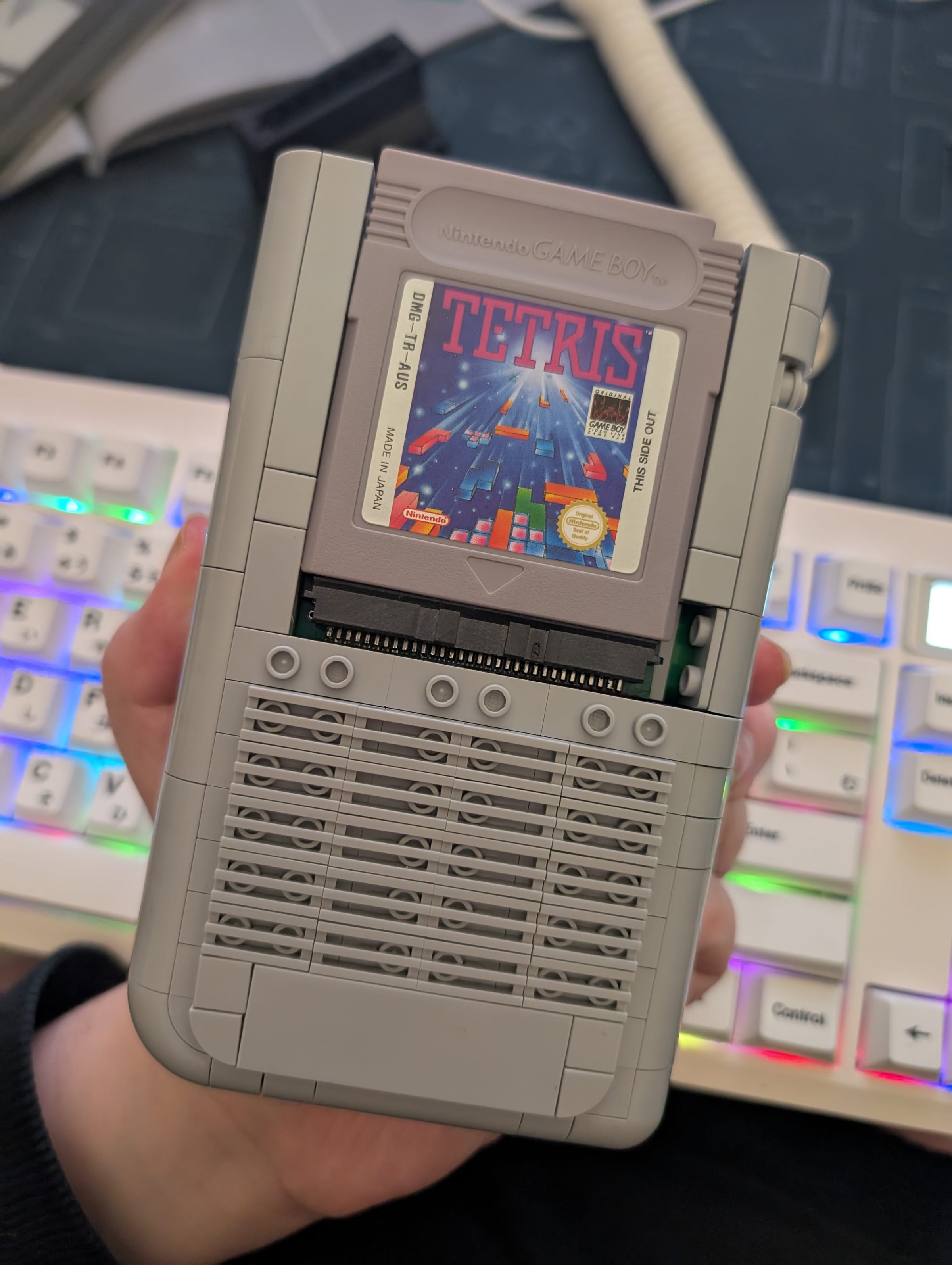 I turned the Lego Game Boy into a working Game Boy part. 1